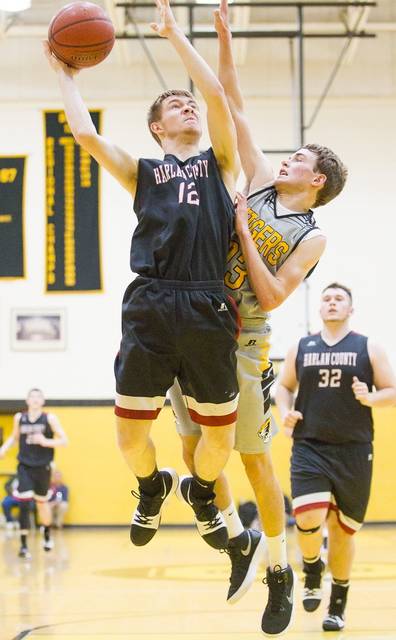 Bears roll into finals of tourney | Harlan Enterprise