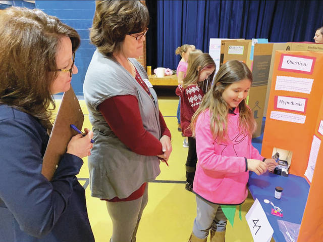 Evarts conducts science fair - Harlan Enterprise | Harlan Enterprise